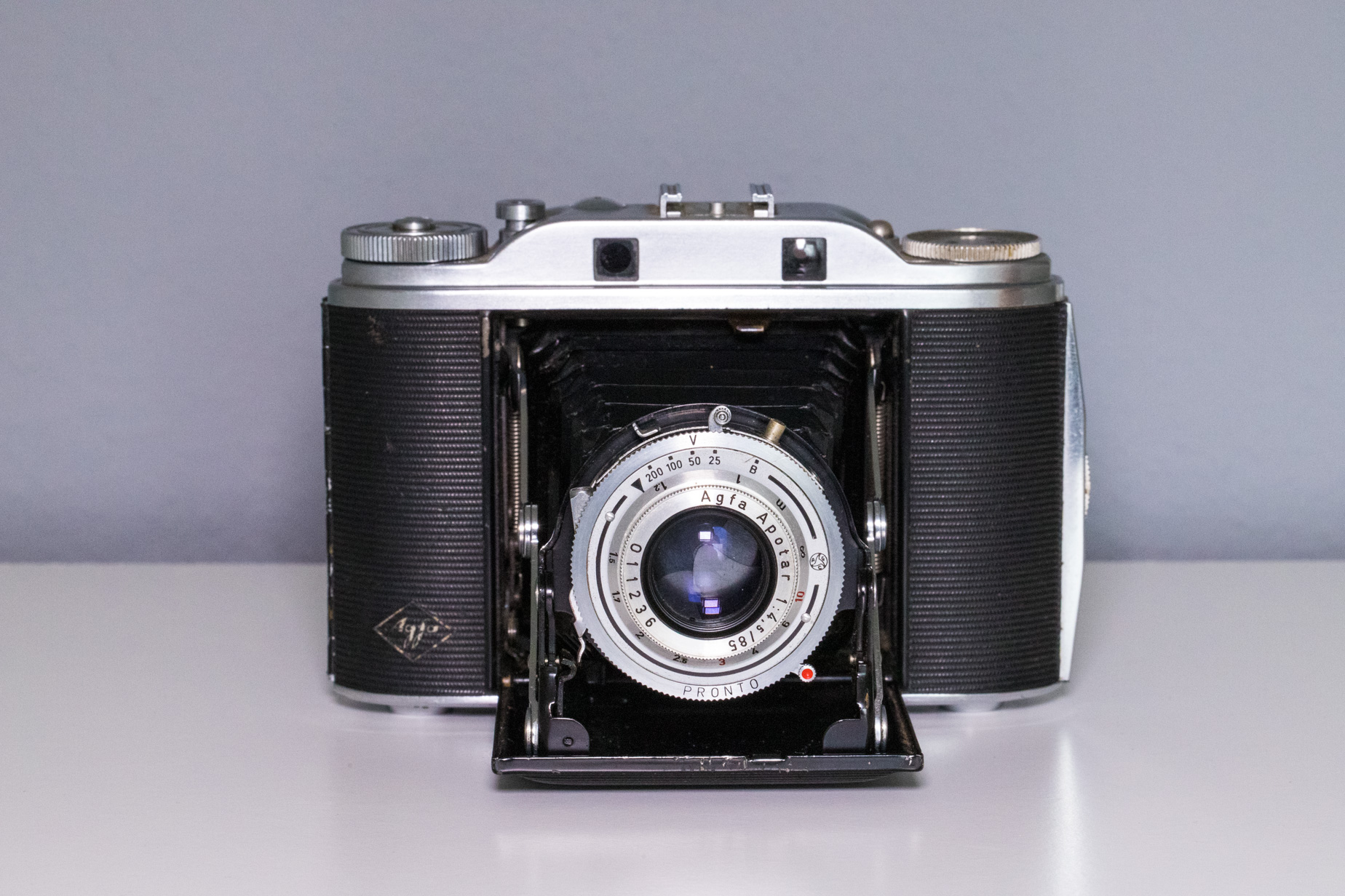 Agfa Isolette III - Pure Nostalgie - Schwarz-Weiß Fotografie
